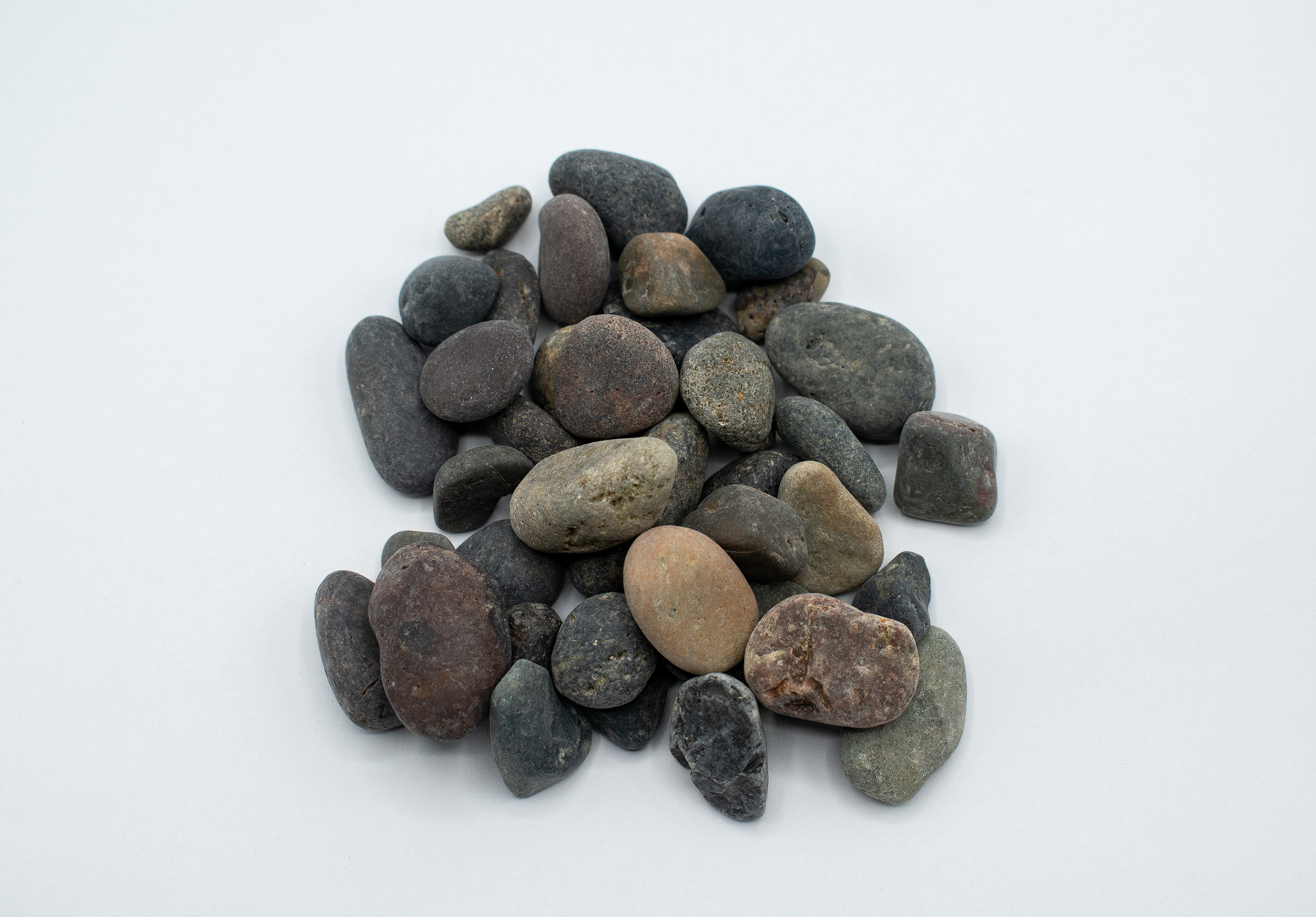 Mixed Beach Pebbles - Clearview Nursery